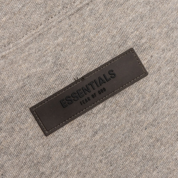 Essentials Core Mockneck - Dark Oatmeal – Feature