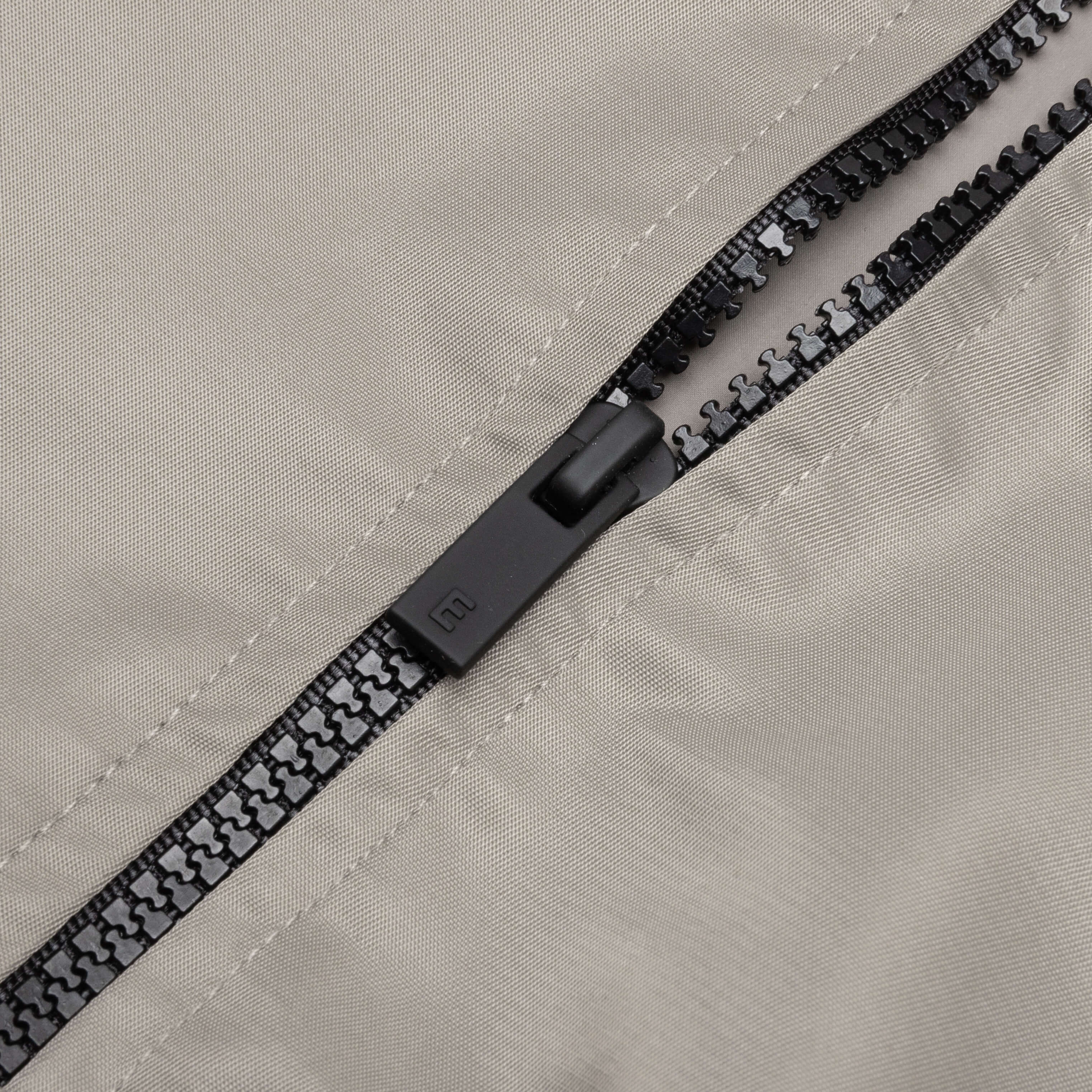 Essentials Half Zip Pullover - Desert Taupe – Feature