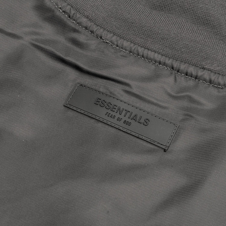 Essentials Half Zip Pullover - Iron – Feature