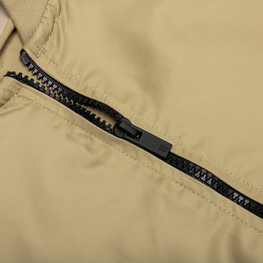 Essentials Half Zip Pullover - Oak – Feature