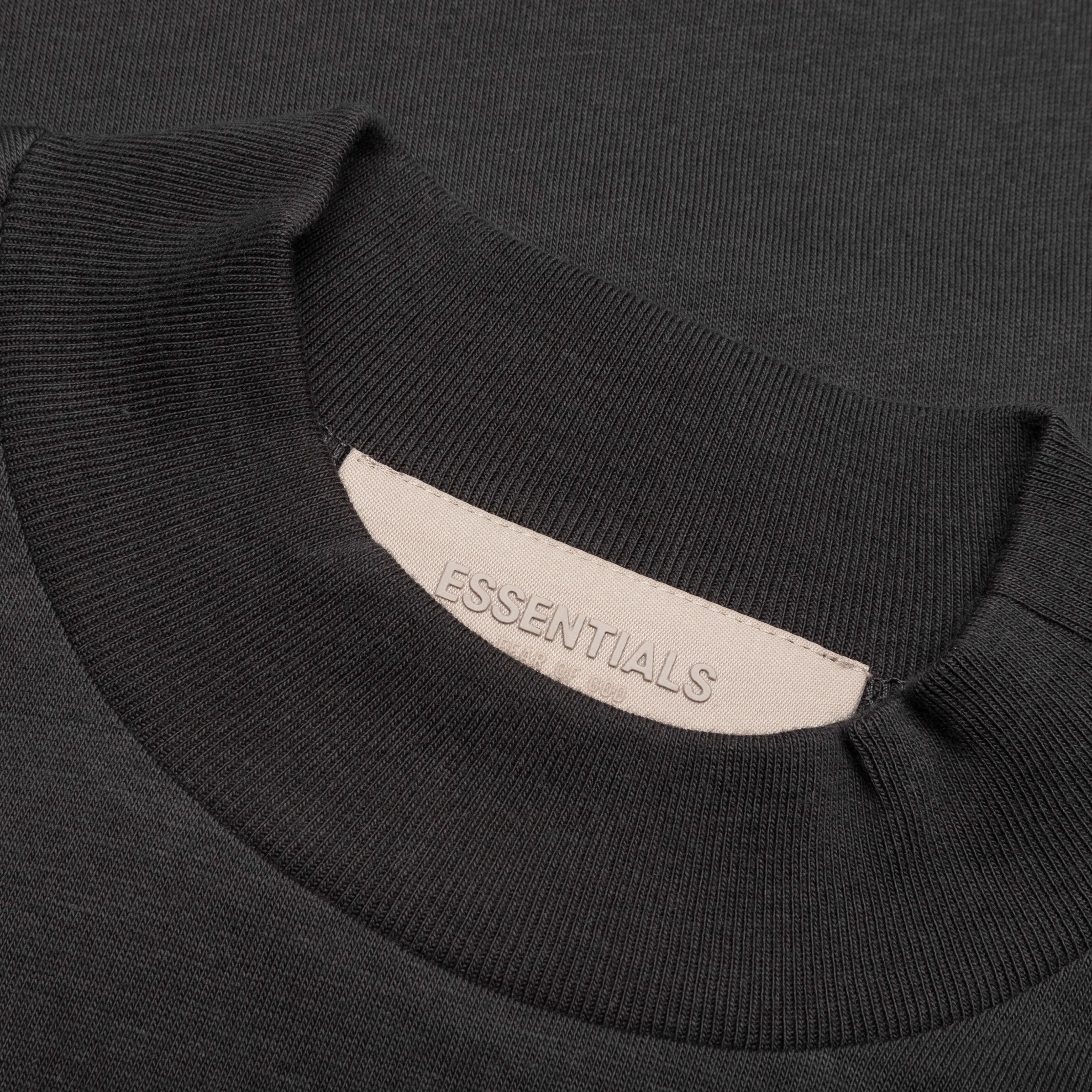 Essentials Kid's Tee - Iron – Feature