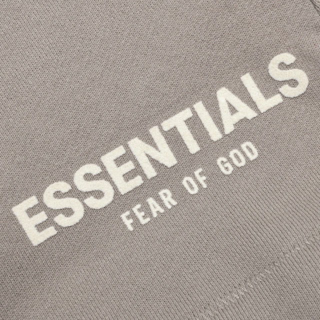 Essentials Kid's Shorts - Desert Taupe – Feature