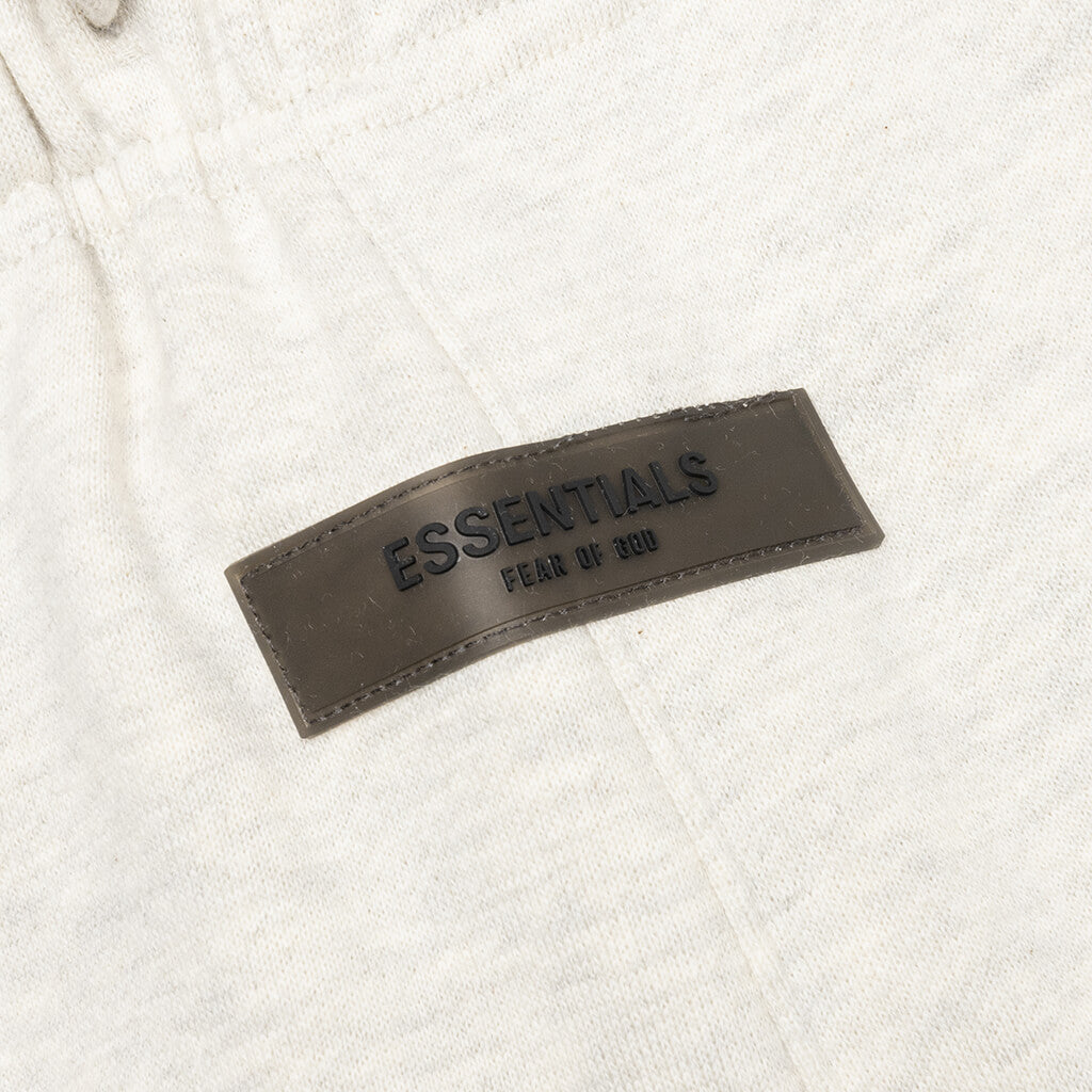 Essentials Kid's Shorts - Light Oatmeal – Feature
