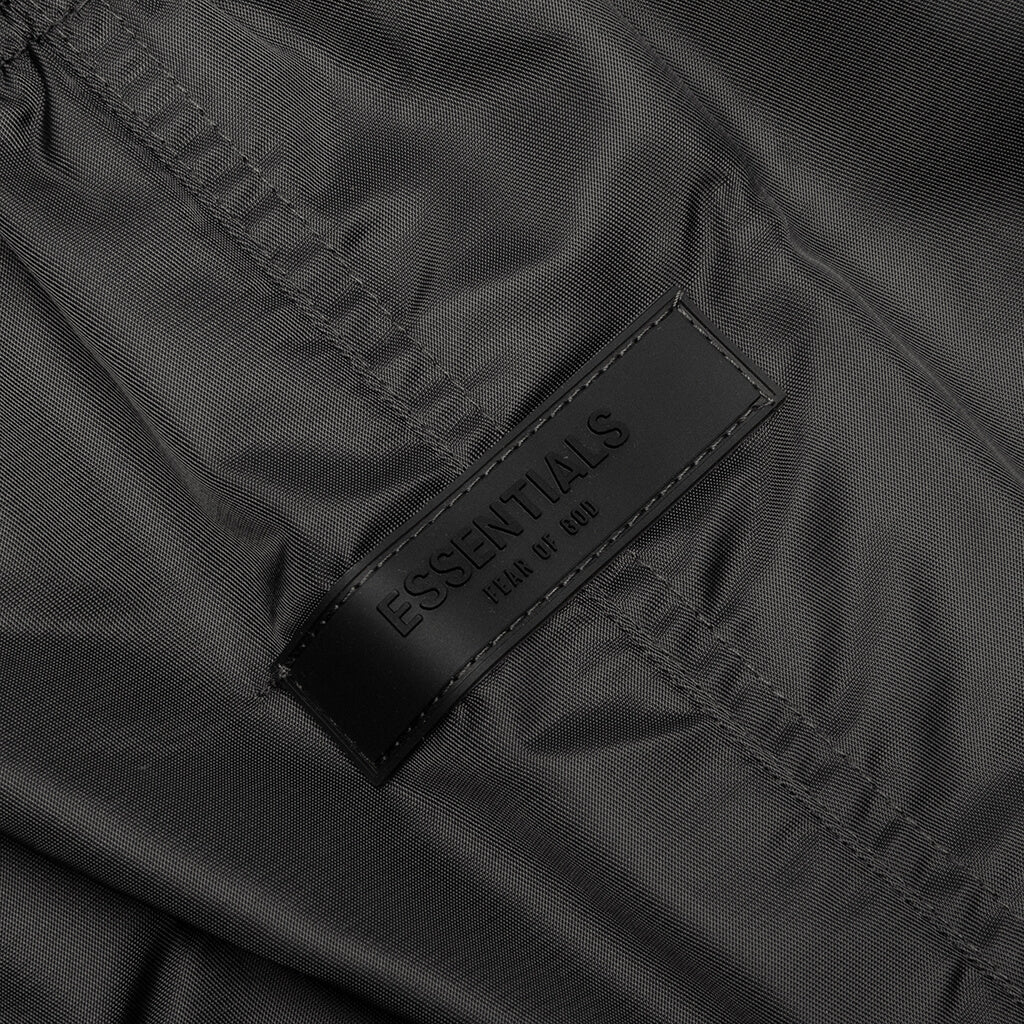 Essentials Running Short - Iron – Feature