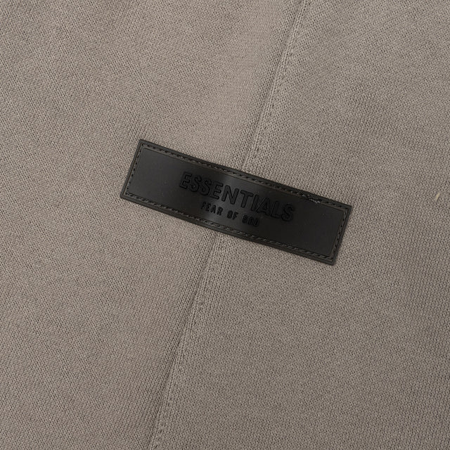 Essentials Sweatpants - Desert Taupe – Feature