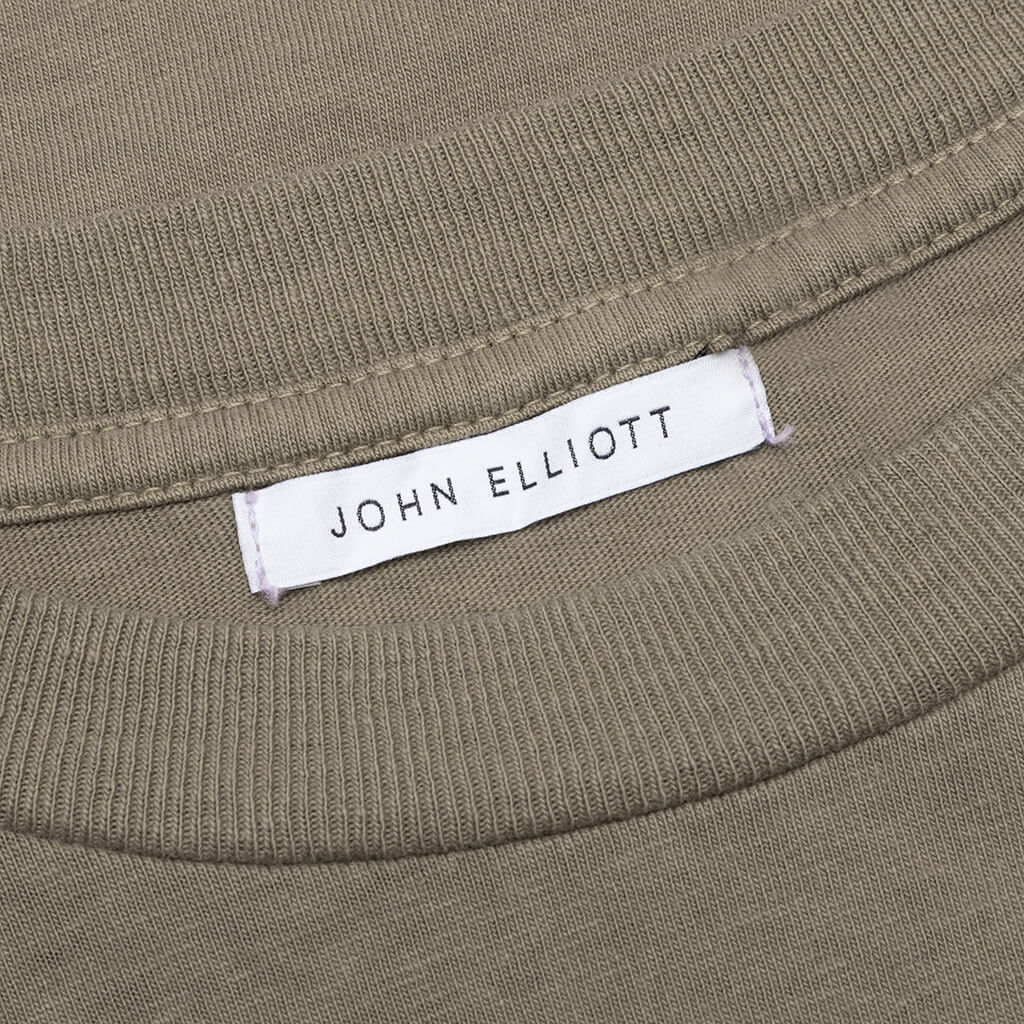 University Tee - Dust – Feature