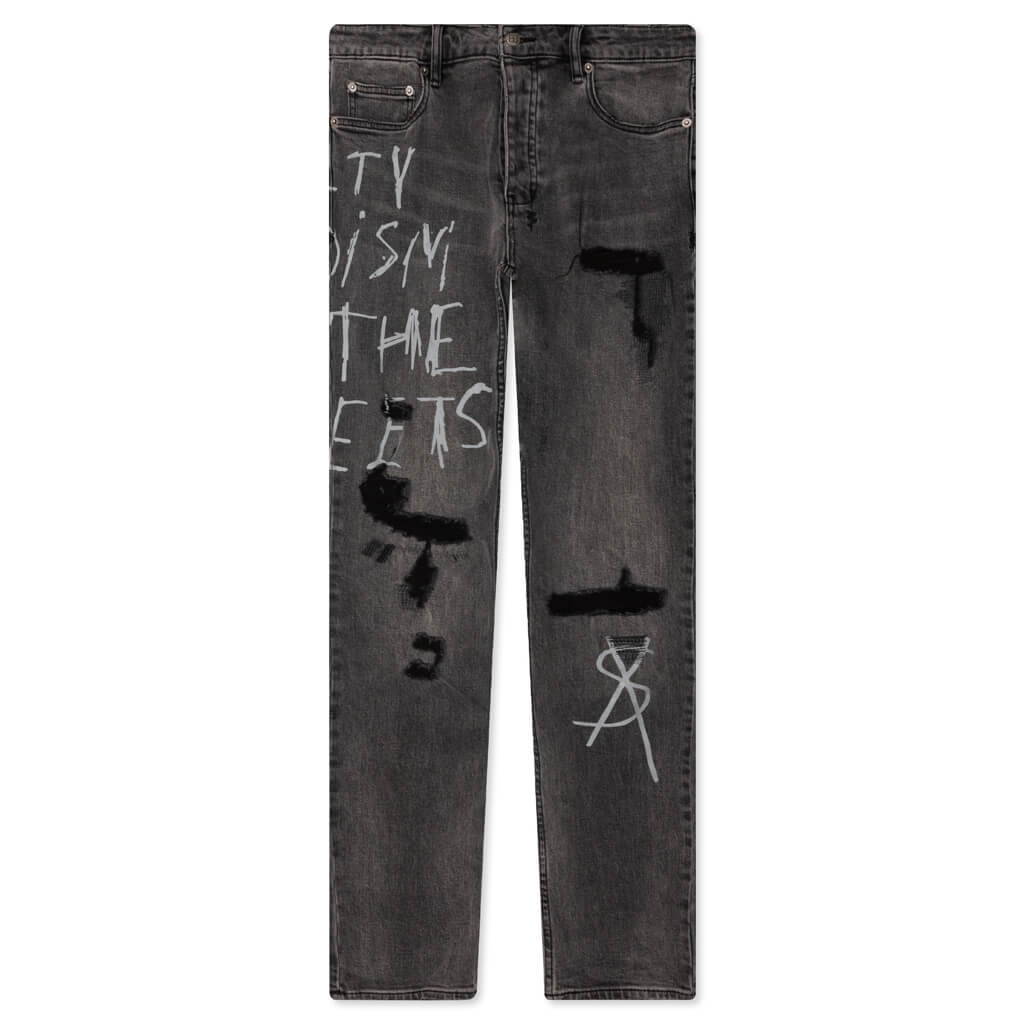 Chitch - Heroism – Feature