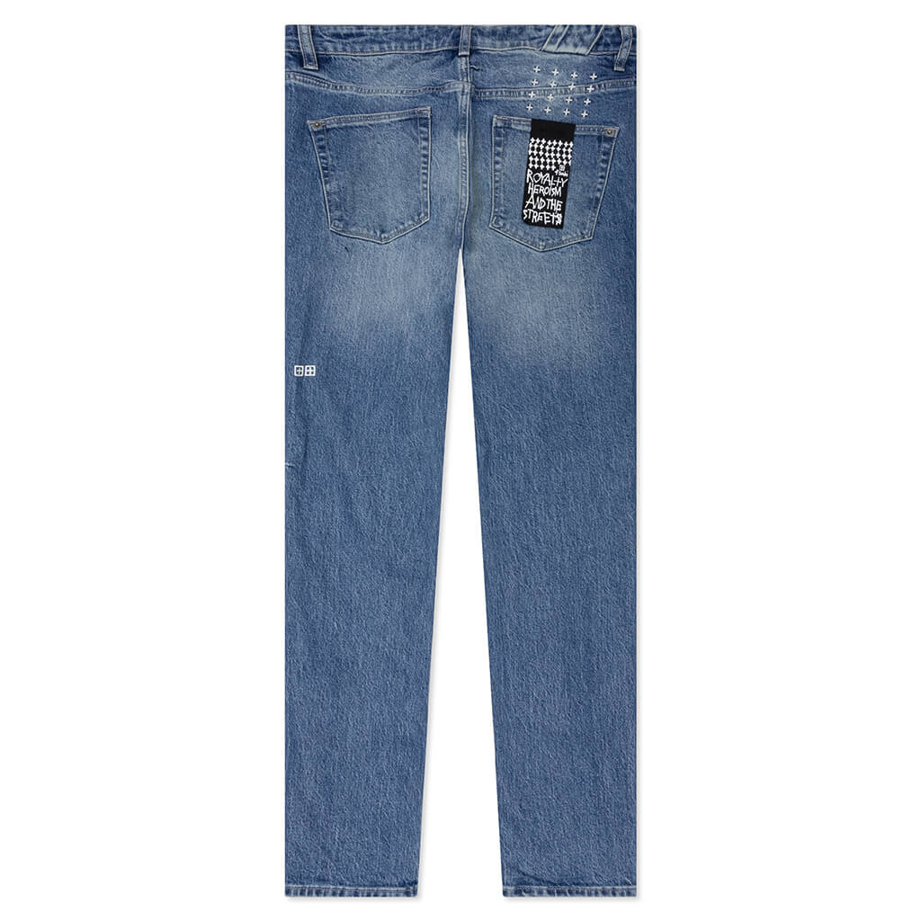 Chitch - Tour – Feature