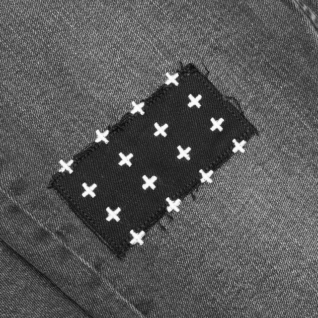 Chitch Copy Paste - Black – Feature