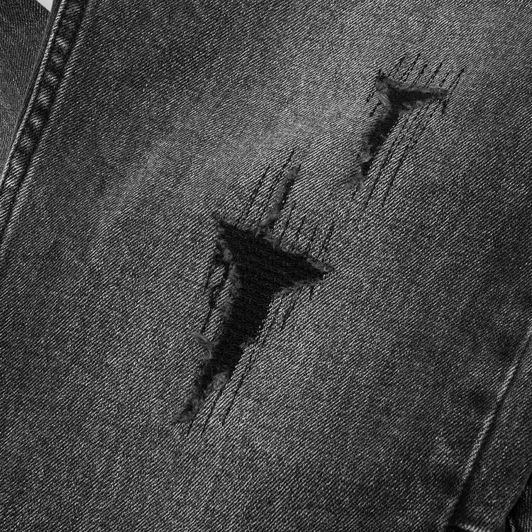 Chitch Unearth - Black – Feature