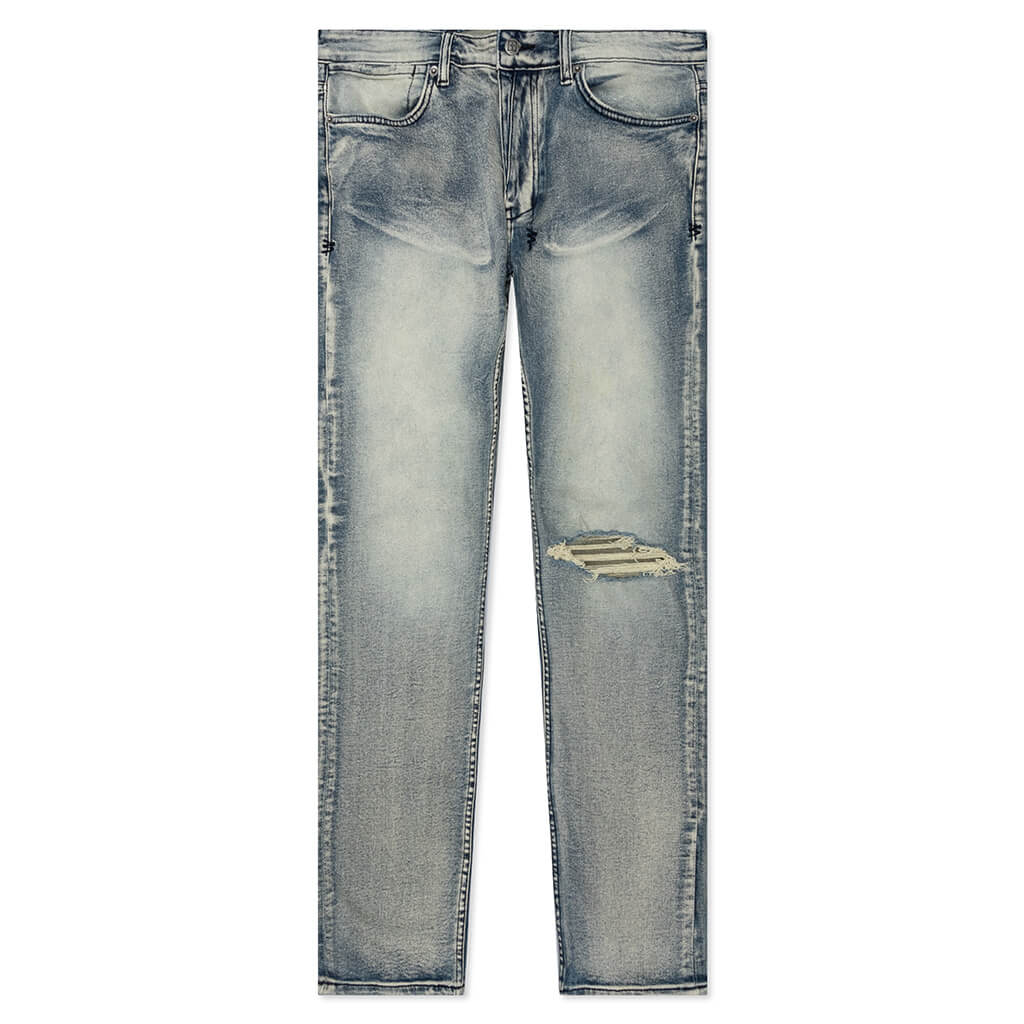 Van Winkle - Round Three – Feature