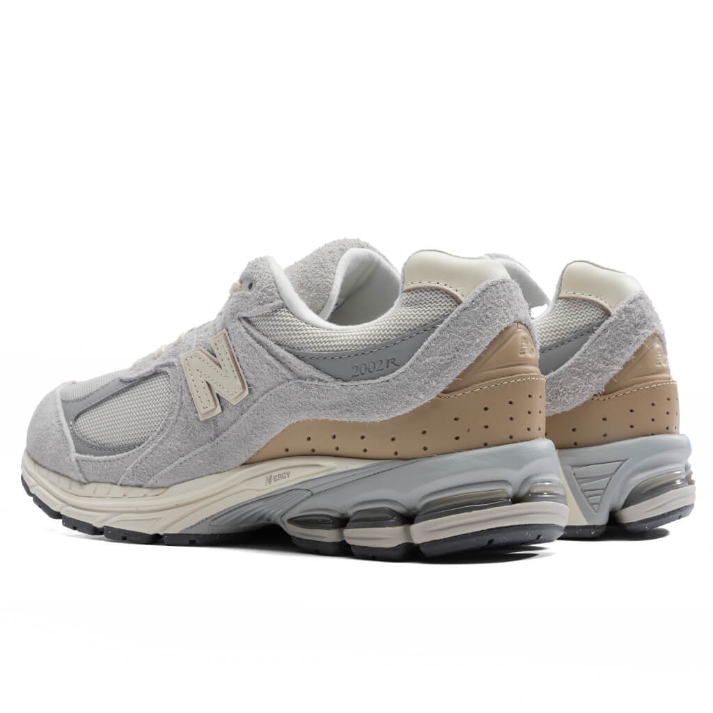 2002R - Rain Cloud/Angora – Feature