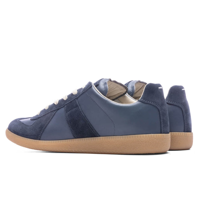 Replica Sneakers - Cook/Bermuda – Feature