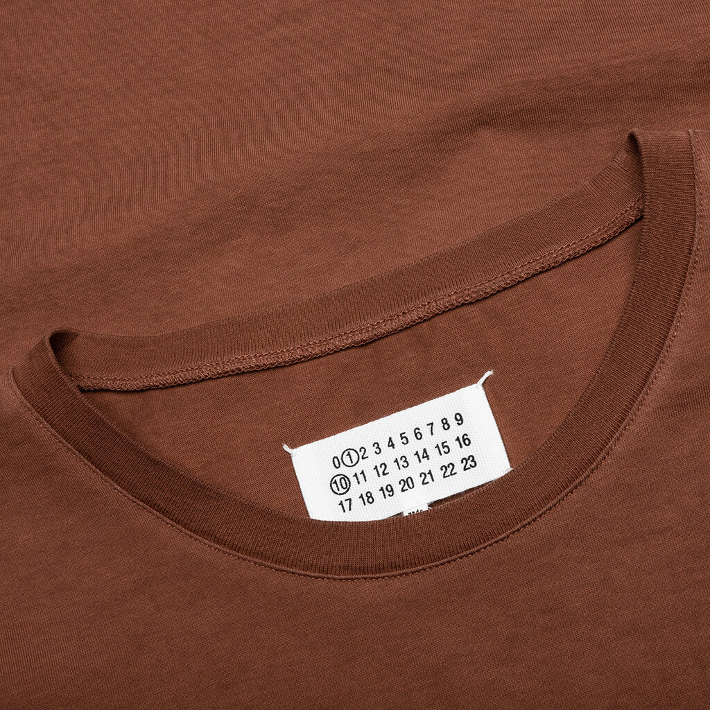 Distressed T-Shirt - Faded Red – Feature