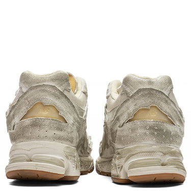 2002R "Protection Pack Distressed" - Sea Salt/Gum – Feature