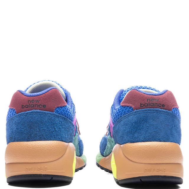 580 - Blue/Multi – Feature