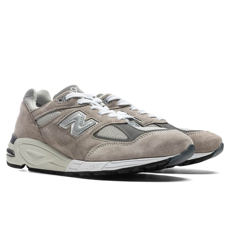 990v2 - Grey Core – Feature