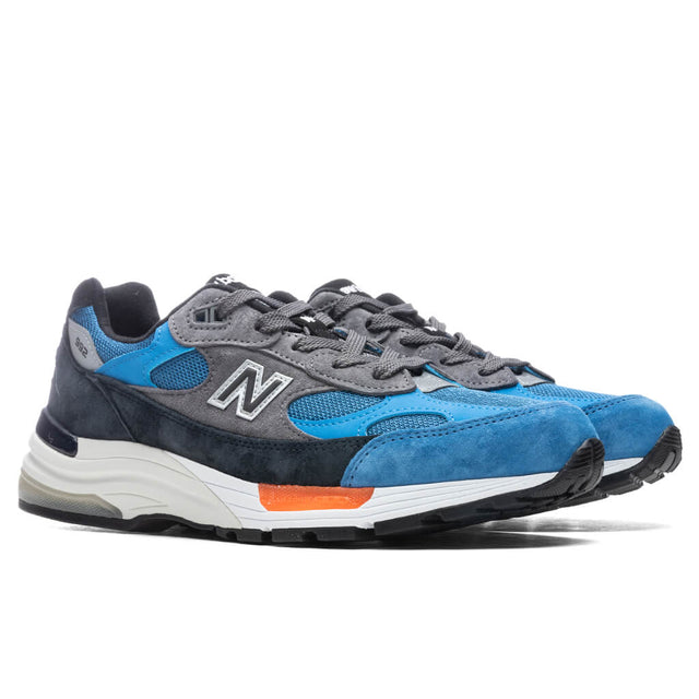 992 - Blue/Grey/Navy – Feature