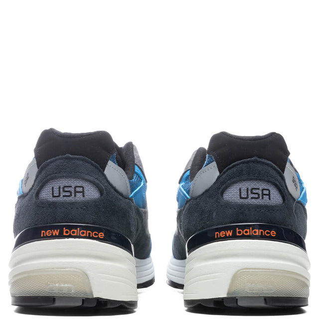 992 - Blue/Grey/Navy – Feature
