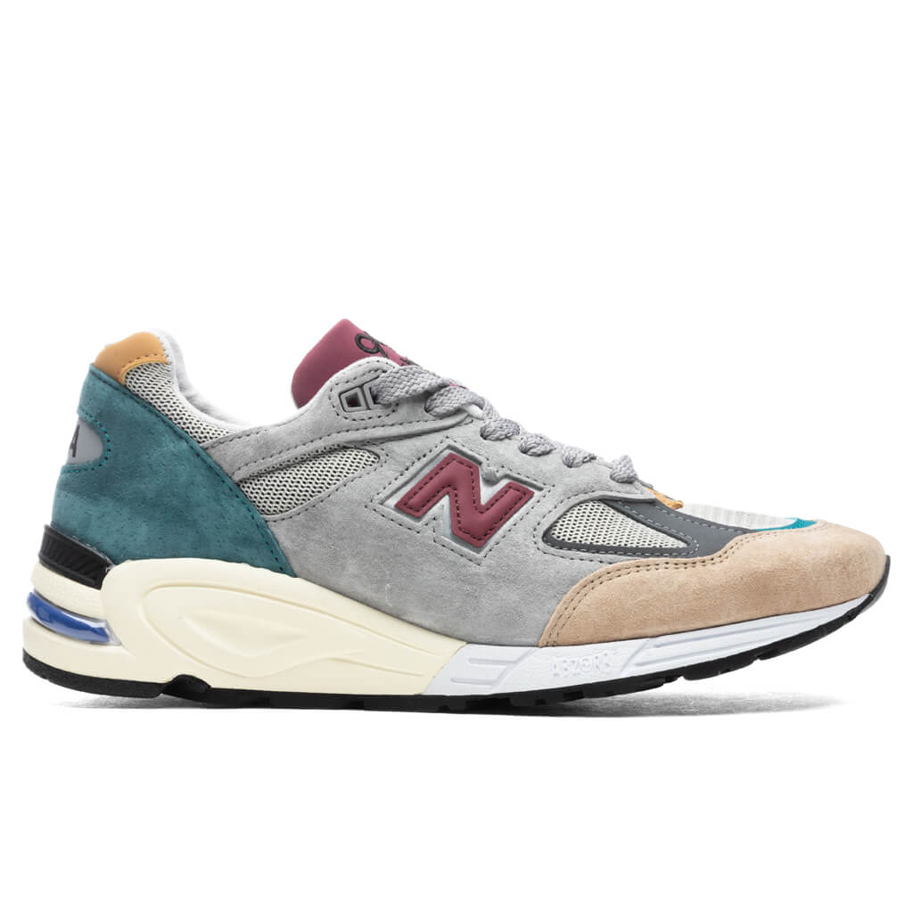 Made In US 990v2 - Grey/Green – Feature