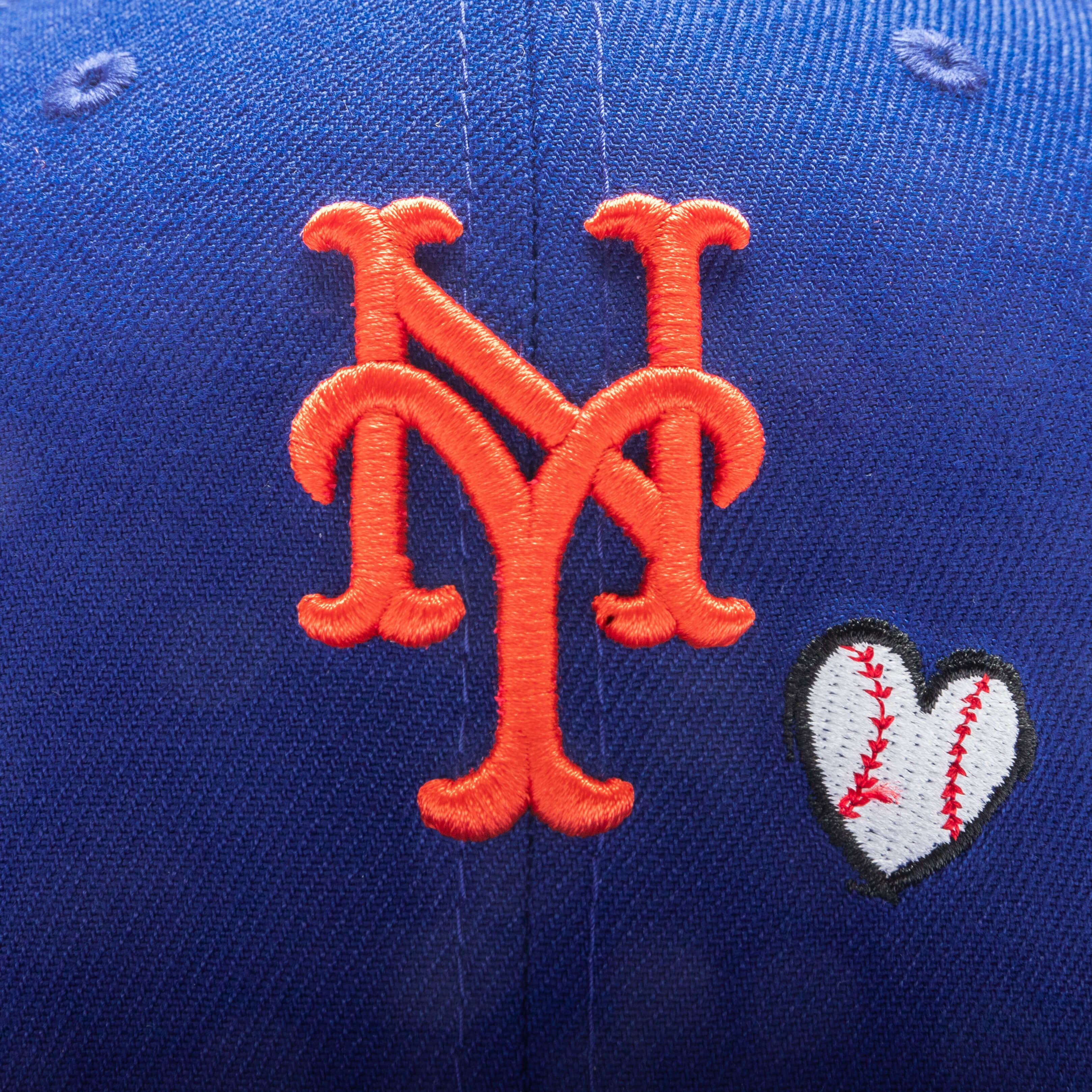 Team Heart 59FIFTY Fitted - New York Mets – Feature