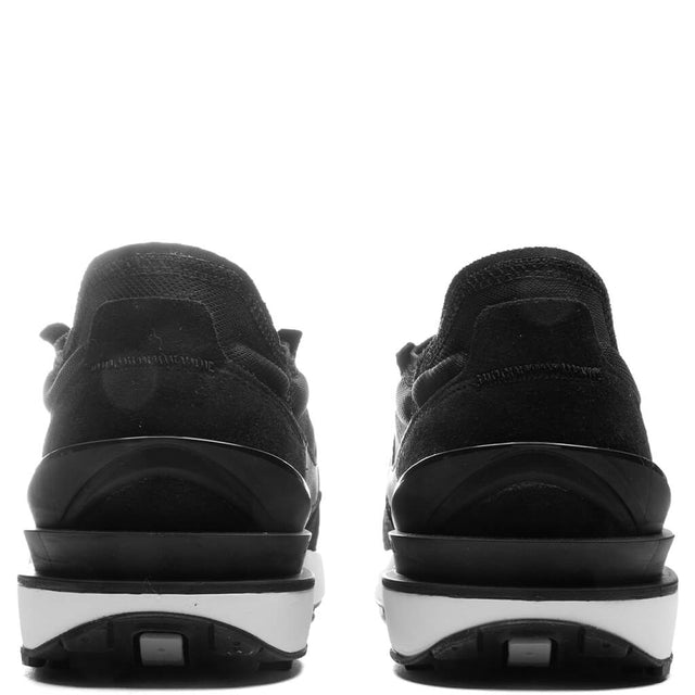 Waffle One - Black/Black/White – Feature