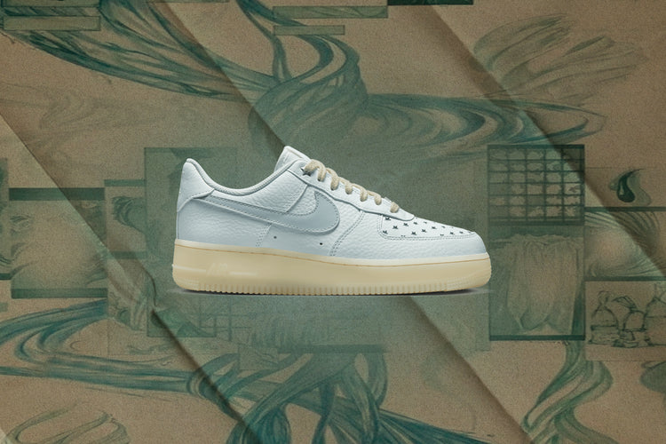 Women's Air Force 1 '07 - Summit White/Pure Platinum – Feature