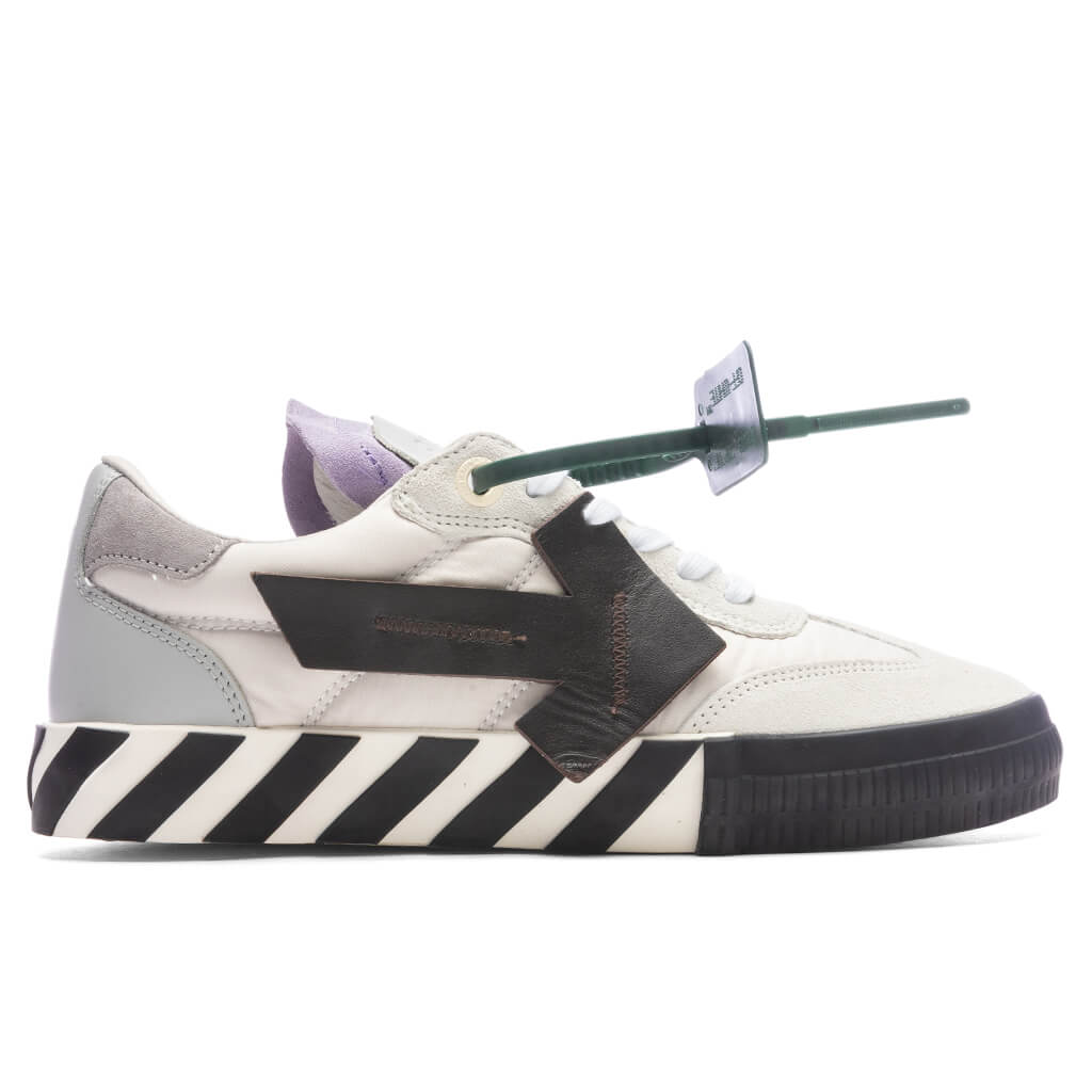 Floating Arrow Low Vulcanized - White/Black – Feature