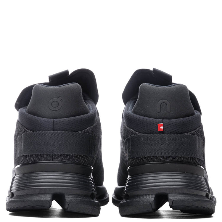 Cloudnova - Black/Eclipse – Feature