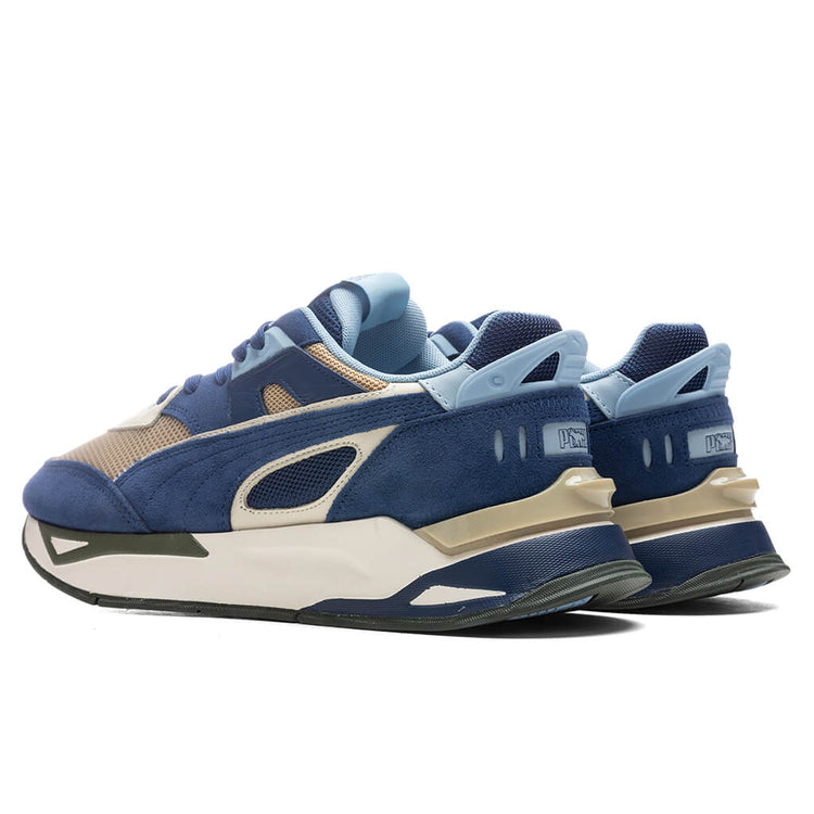 Puma x Maison Kitsune Mirage Sport - Blue – Feature