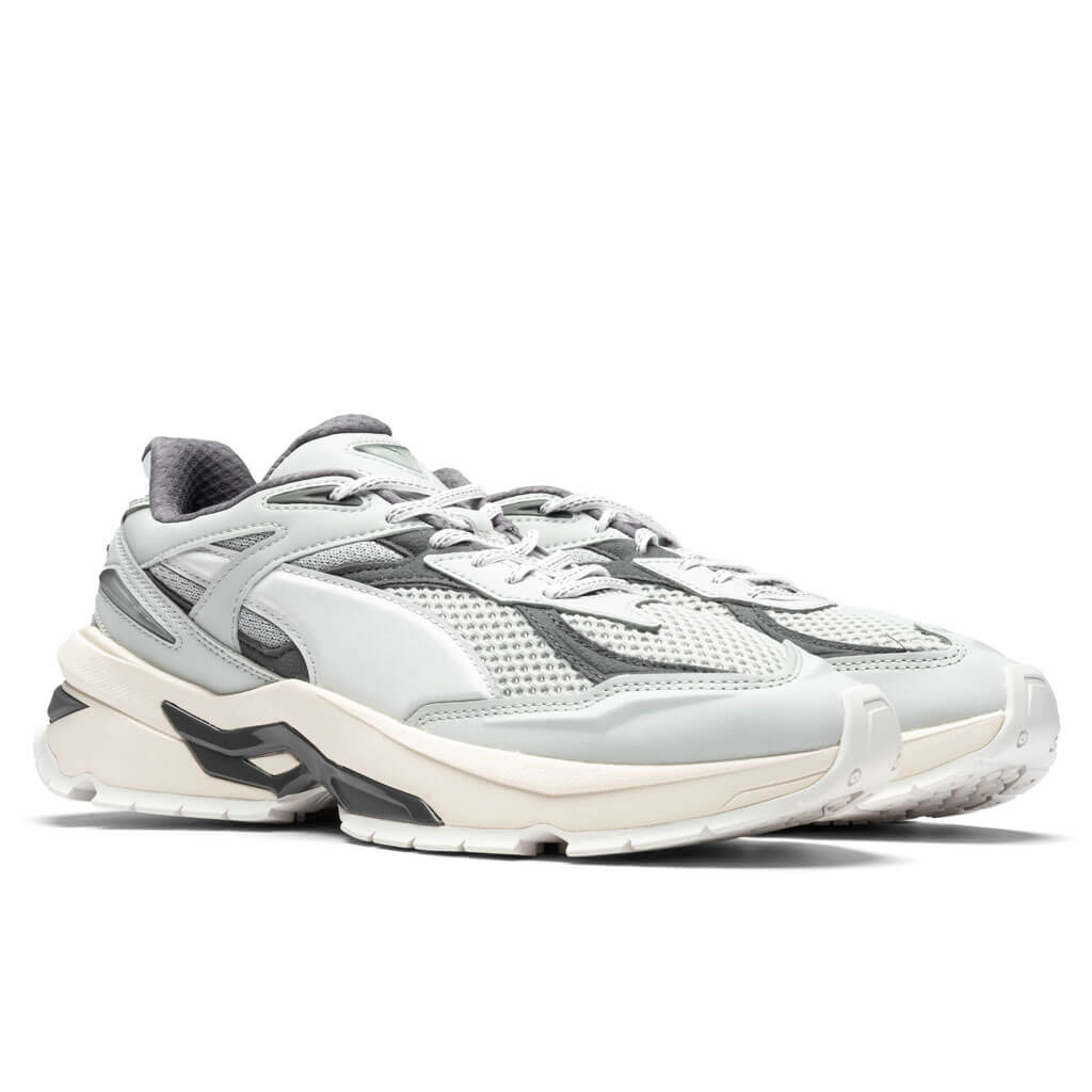 Nano Odyssey - Feather Grey/Cool Mid Grey – Feature