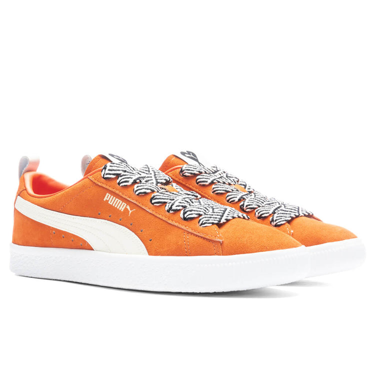 Puma x AMI Suede Vintage - Jaffa Orange/Marshmallow – Feature