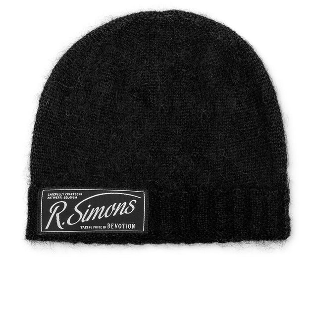 Knit Beanie With Woven Label - Black – Feature