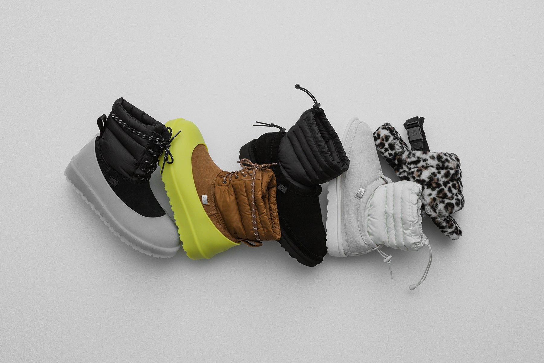 UGG x Stampd Lace-Up - Black – Feature