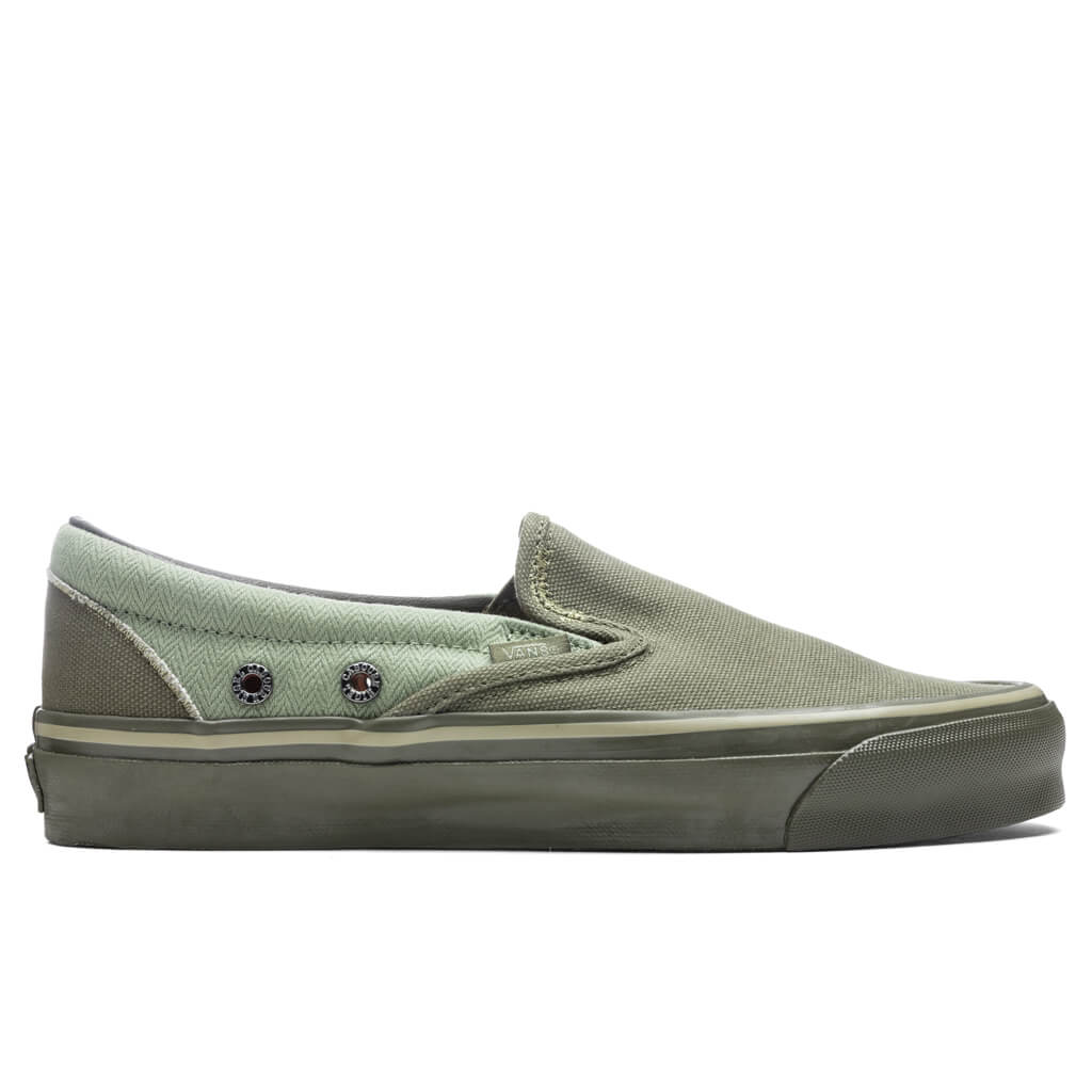 Vans Vault x Nigel Cabourn OG Classic Slip-LX - USMC Army Mix – Feature