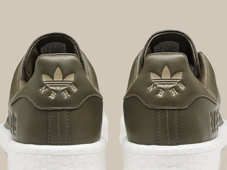 Originals x Stan Smith Boost - Trace Olive – Feature