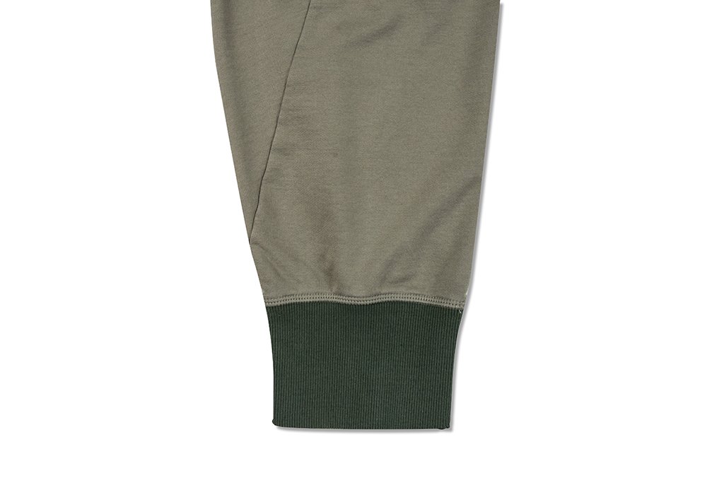 Originals x Oyster Holdings XBYO Sweatpants - Trace Cargo – Feature