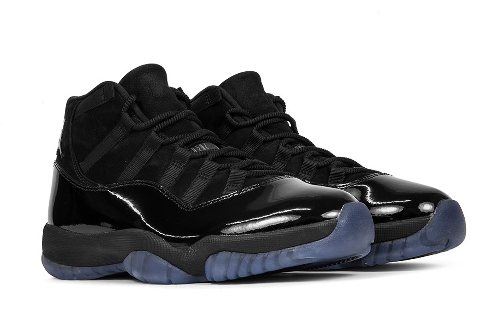 Air 11 Retro 'Cap and Gown' - Black/Black – Feature