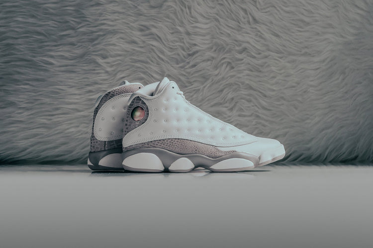 Women's Air 13 Retro - Phantom/Moon Particle – Feature