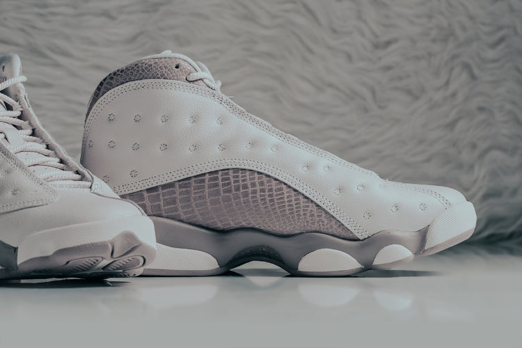 Women's Air 13 Retro - Phantom/Moon Particle – Feature