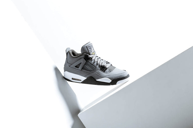 Air 4 Retro - Cool Grey/Chrome/Dark Charcoal – Feature