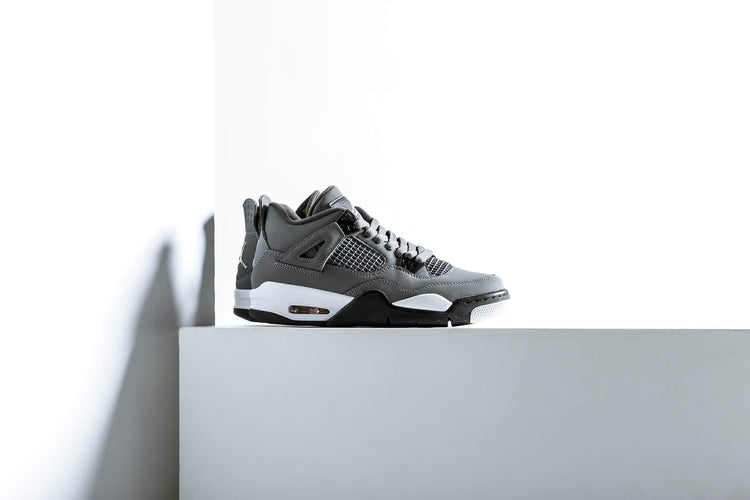 Air 4 Retro (GS) - Cool Grey/Chrome/Dark Charcoal – Feature