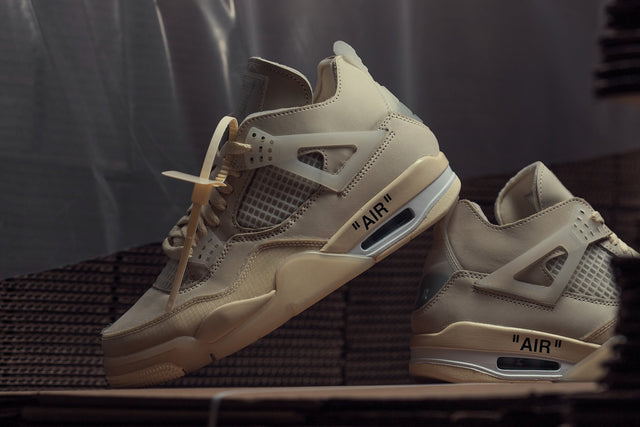 Air 4 Retro Women's x Off-White - Sail/Sail – Feature