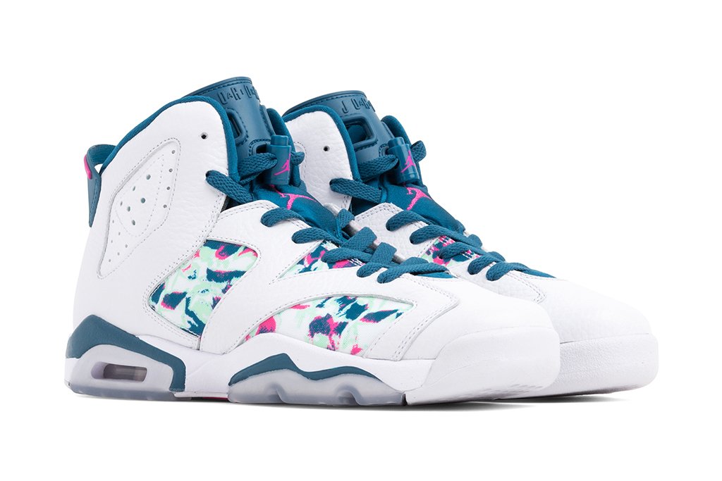 Air 6 Retro Youth - White/Laser Fuchsia – Feature