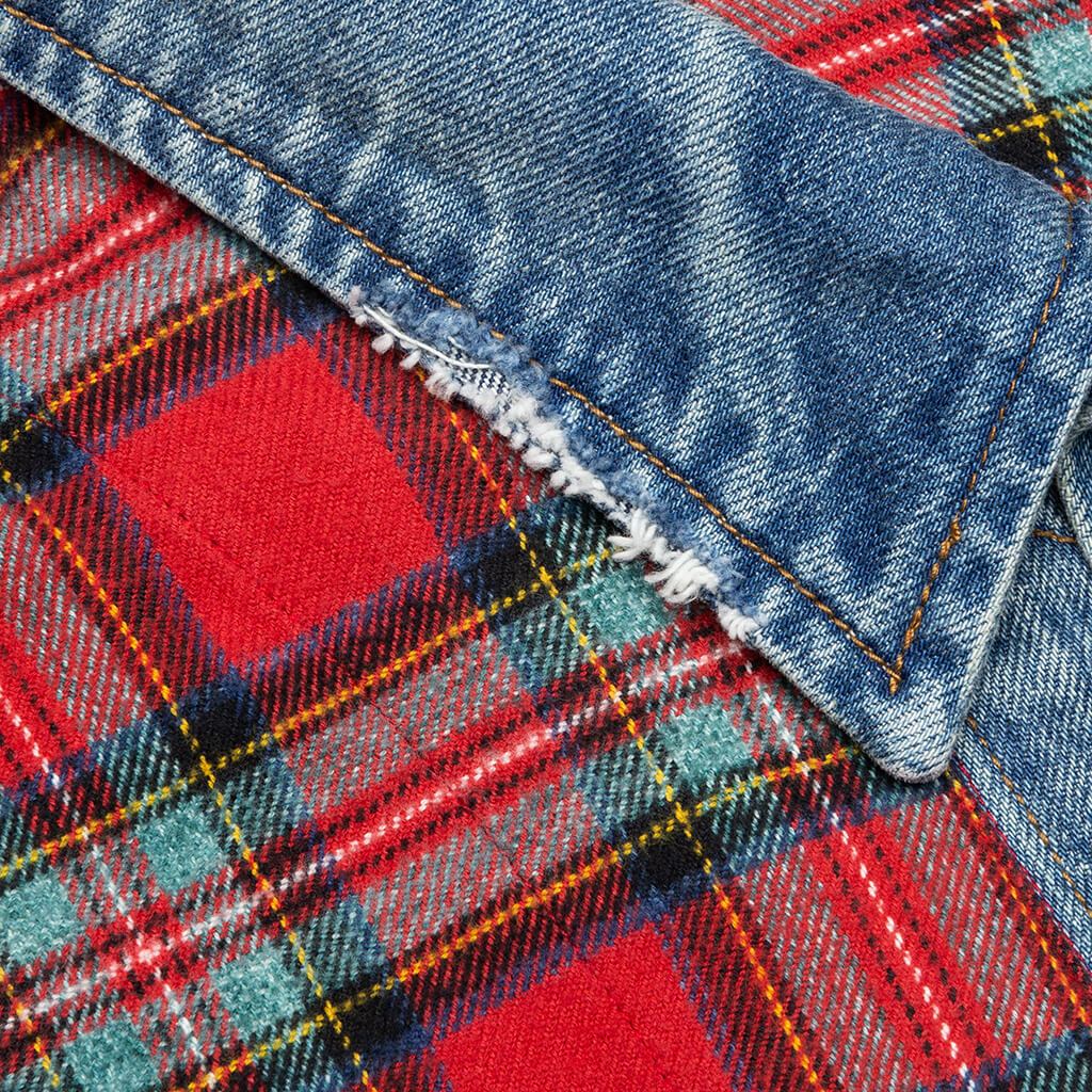 Trucker Front Boxy Studio - Red – Feature