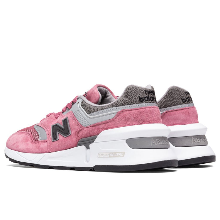 997 - Pink/Grey – Feature