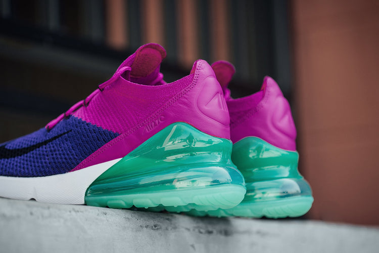 Air Max 270 Flyknit - Deep Royal Blue/Black/Fuchsia Flash – Feature