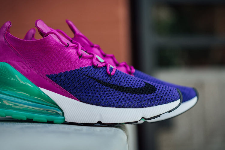 Air Max 270 Flyknit - Deep Royal Blue/Black/Fuchsia Flash – Feature