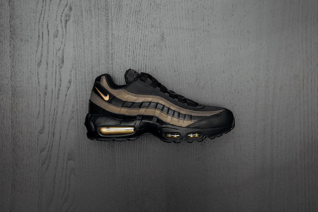 Air Max 95 SE - Black/Metallic Gold – Feature
