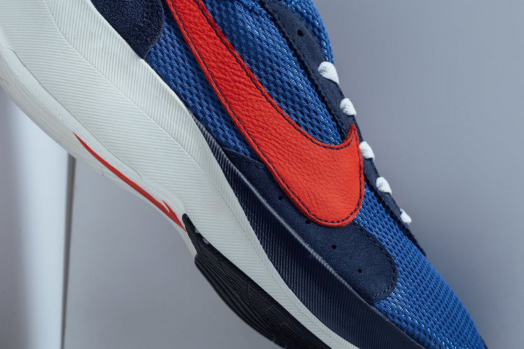 Nike Moon Racer Blue – Feature